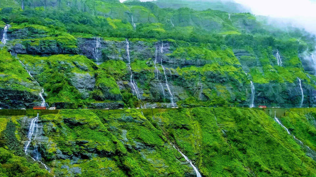 Malshej Ghat - A Mountain Pass in Maharashtra - Travel Viewpoint